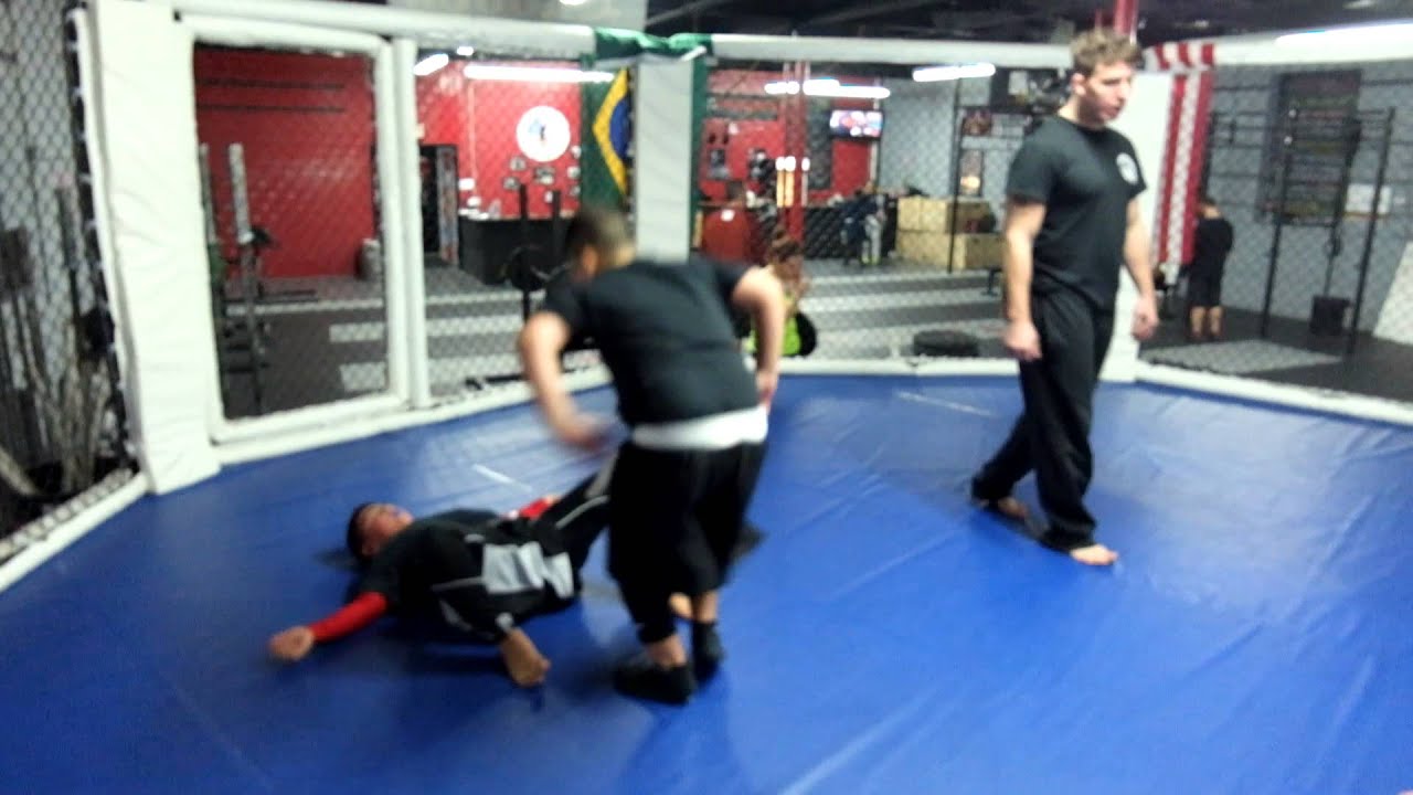 KIDS MMA (Brazilian Jui-Jitsu, Grappling) @ ATT WHITESTONE _02 - YouTube
