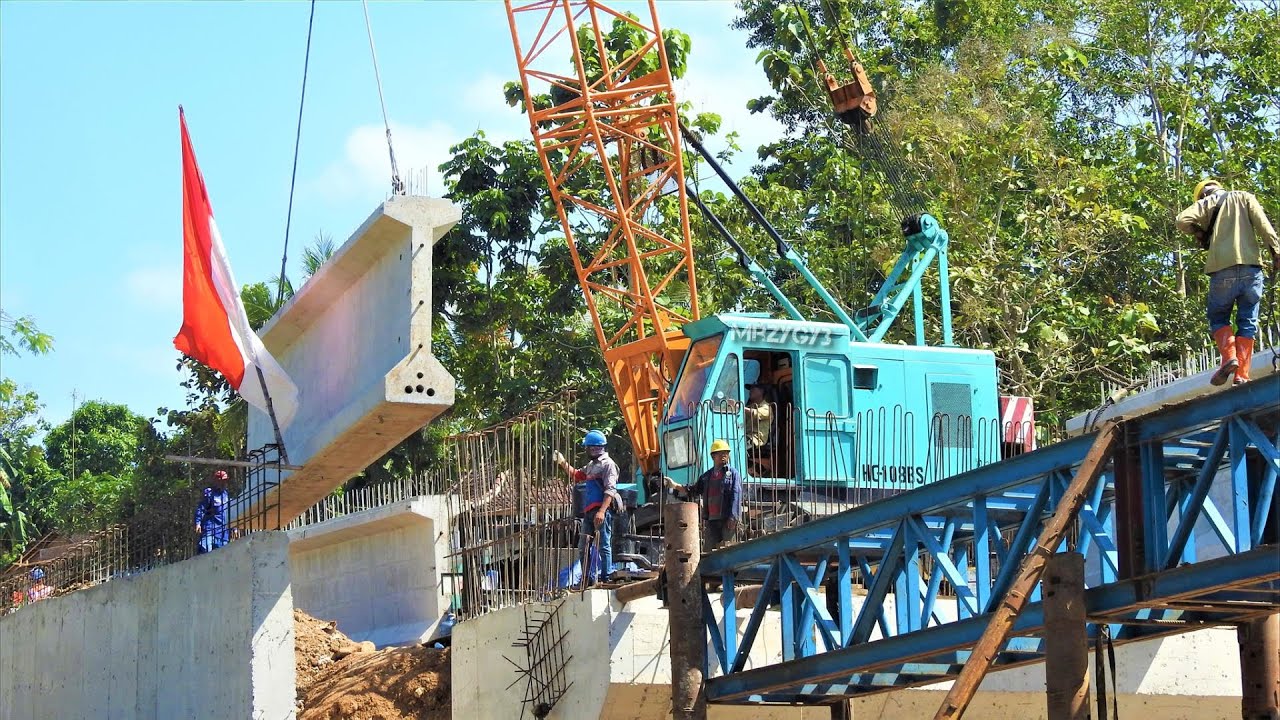 Cranes Launching And Installing Concrete Precast Bridge Girder - YouTube