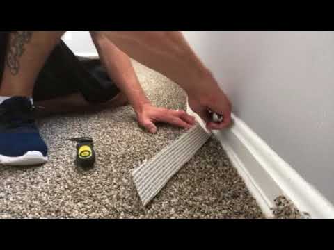 How to cut carpet to quarter round - YouTube