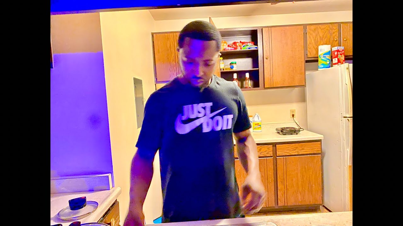 Racks Is Back In The Kitchen! - YouTube