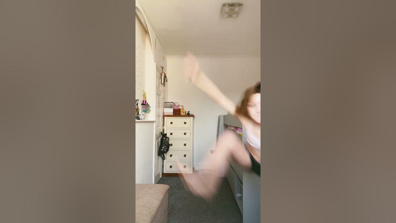 TRaPPeD INfOnItE LoOop - YouTube