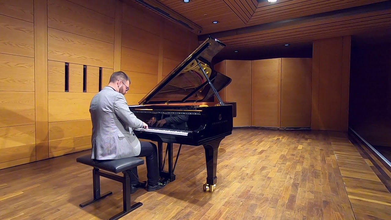 Sebastian Castro Piano - YouTube