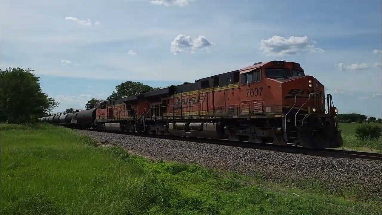 BNSF 7607's K5HLB - Catch it While You Can - YouTube