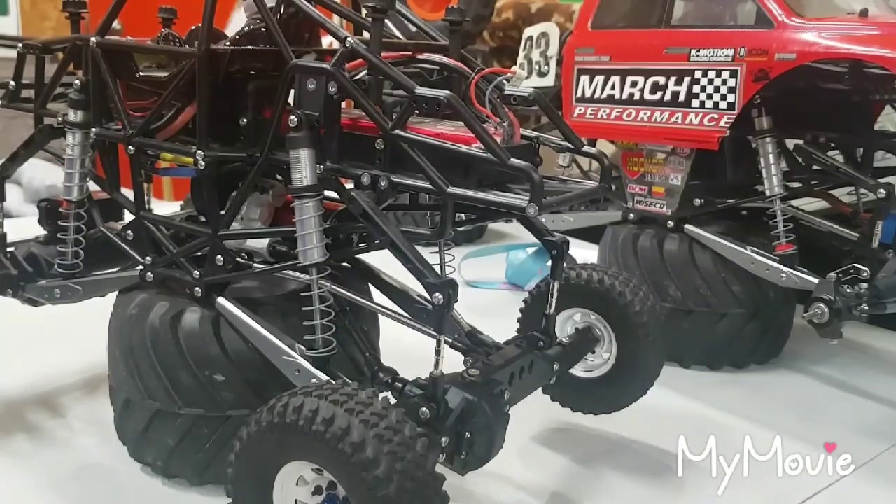 Axial smt 10 part two..shock setup for my friend the ROUX! - YouTube