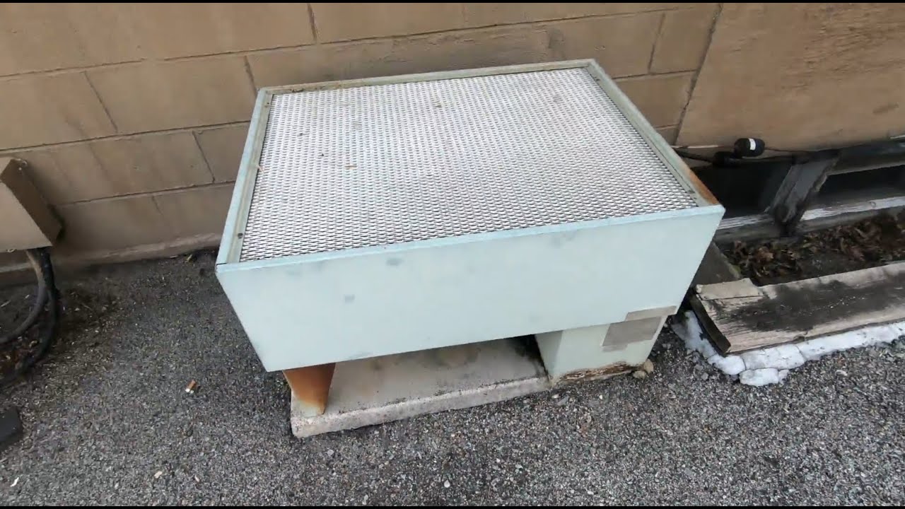 [9/2021] Vintage Ruud and 1973 Tappan Air Conditioners (1 Running ...