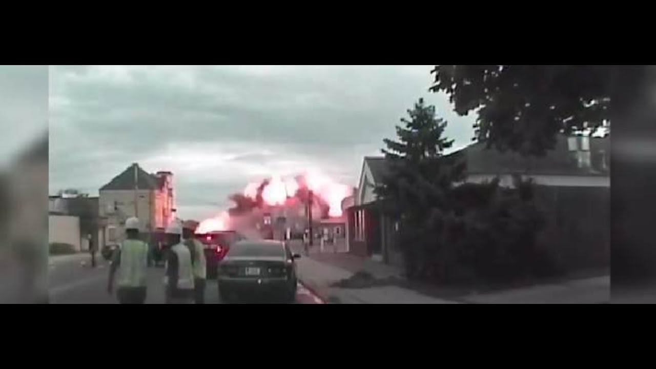 USA Polizei Dashcam filmt massive Gas Explosion in Wisconsin - YouTube