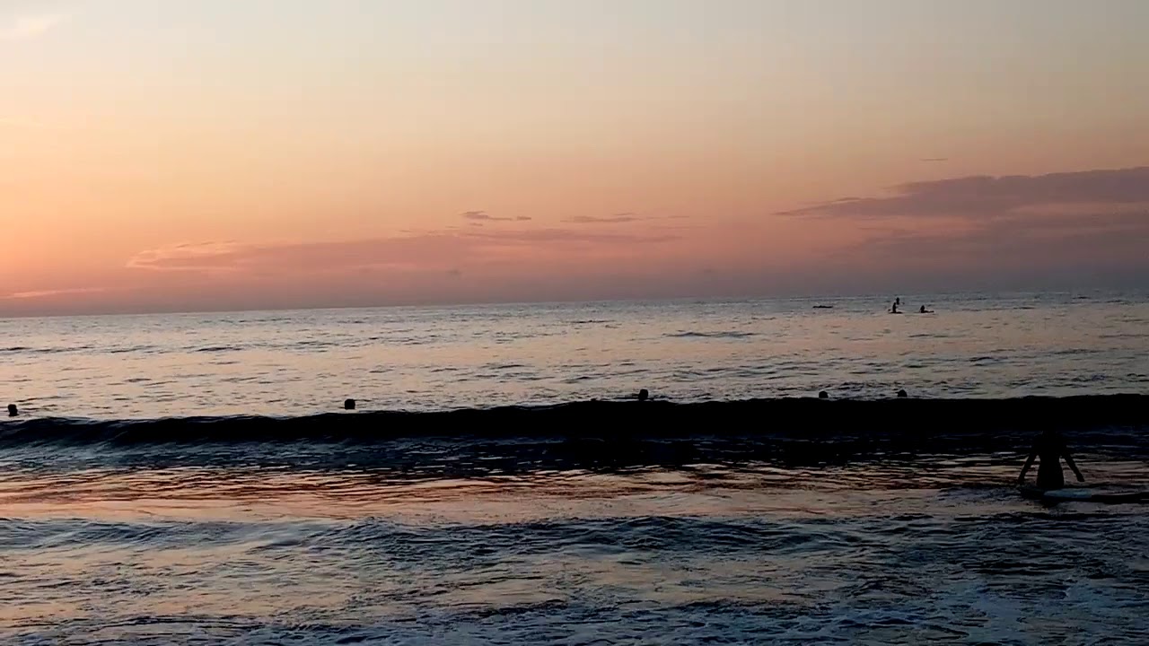 ZICATELA BEACH PUERTO ESCONDIDO - YouTube