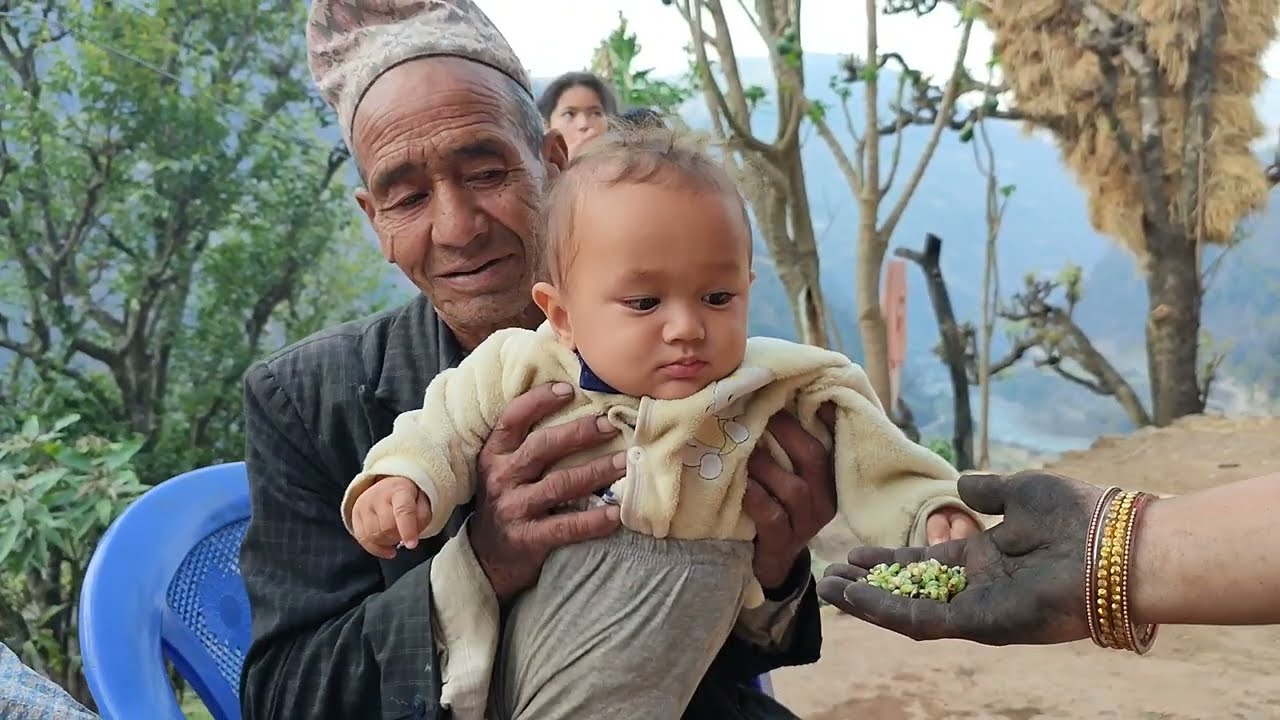 Most peaceful and Relaxing Natural Himalayan Village Life || Living ...