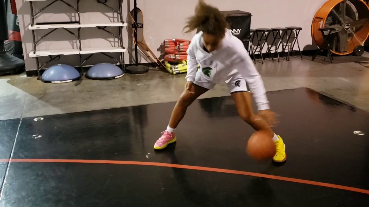 Class of 2026 Meeyah Green in the lab! (My daughter) - YouTube