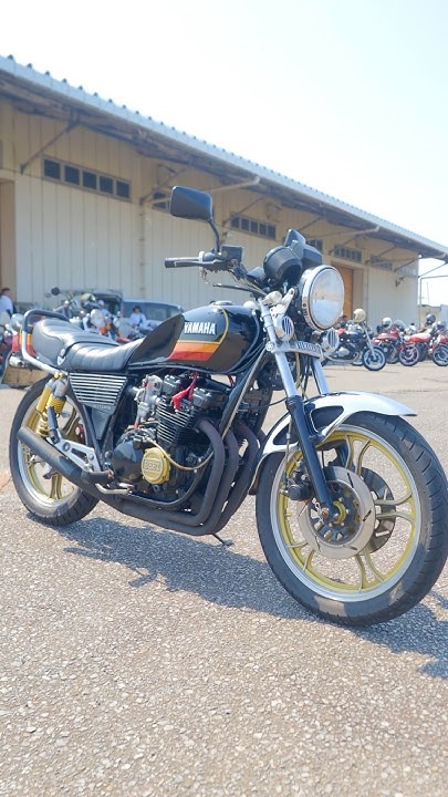 YAMAHAの旧車オートバイ【XJ400】宮崎県撮影会【宮崎魂】#norikh250 - YouTube