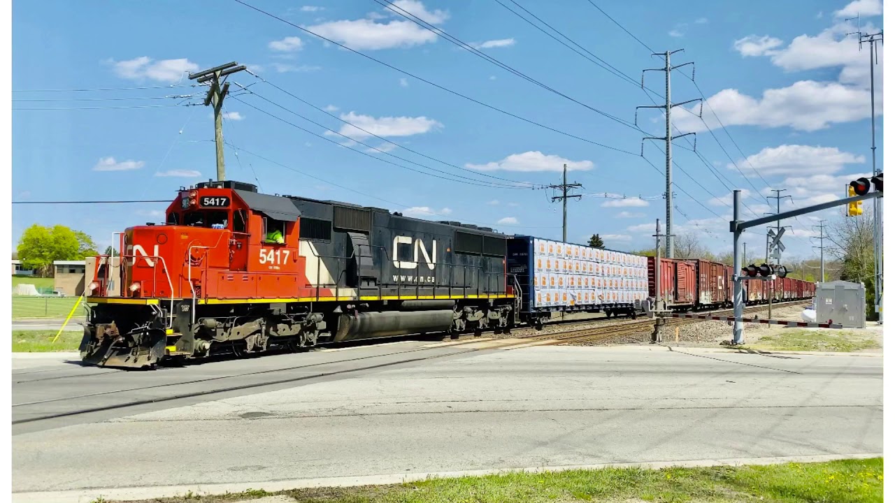 CN L515 & CN A451 - YouTube