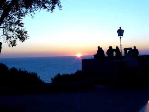 Puesta de sol en Sa Foradada. - YouTube