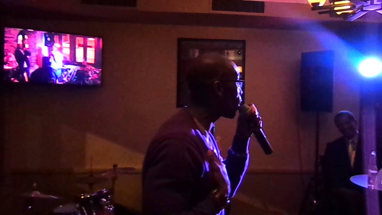 Stacey Carver, Comedian, at Phaze 10 www.phaze10.com, Baltimore - YouTube