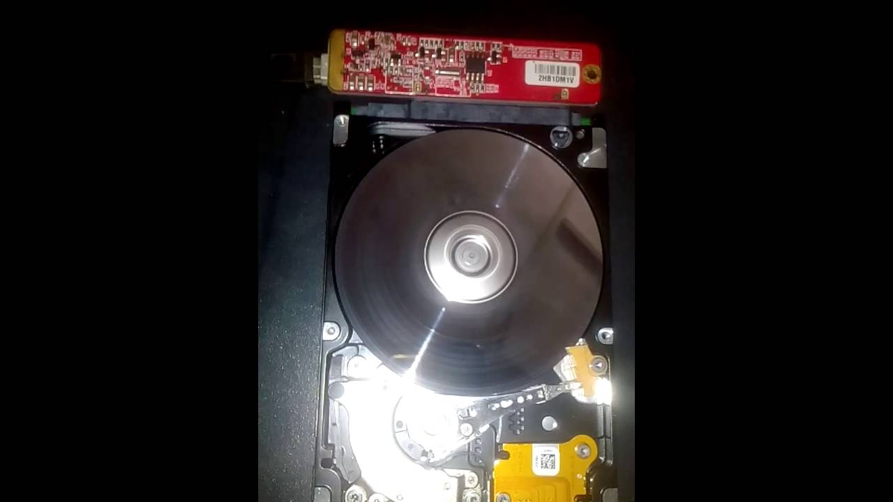 Hard disk head moving back and forth (non detection) - YouTube