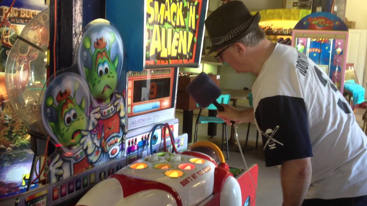 UFO Investigator Meets Whack-an-Alien! - YouTube