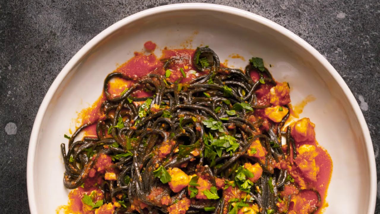 Weird and Bizzare Pasta Medium - YouTube