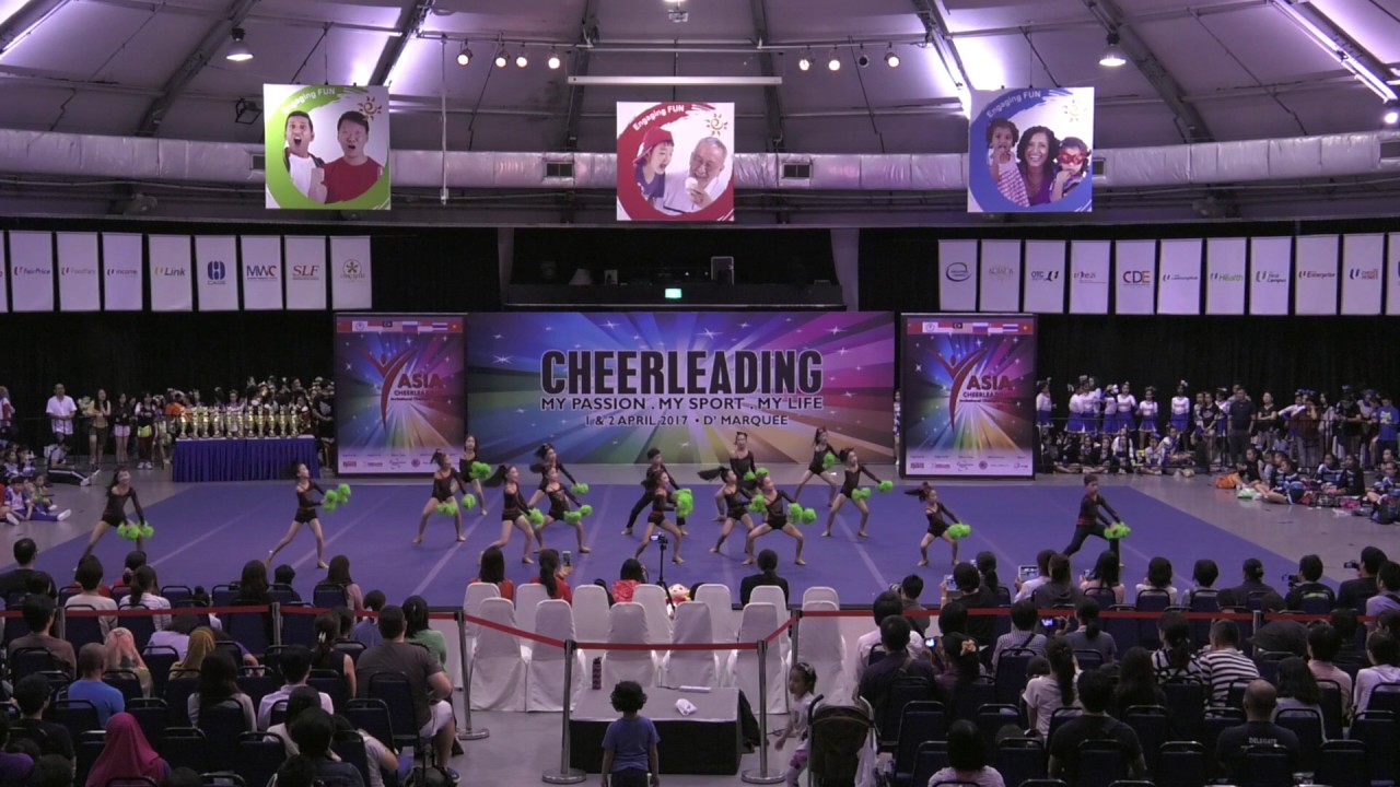 Prime Star Cheerleading - ACIC 2017 - YouTube