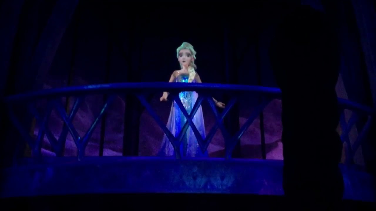 Face projection reference 1 Elsa - YouTube