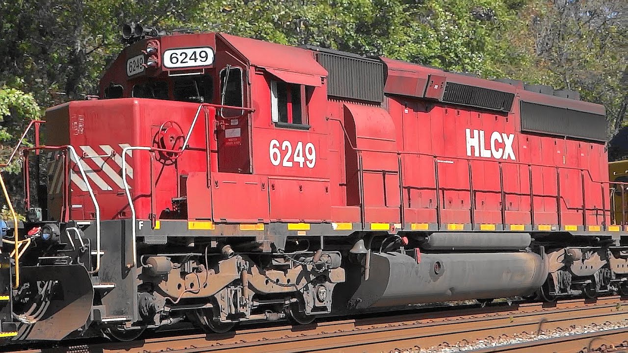 HLCX Redbird On CSX Mixed Freight Train - YouTube