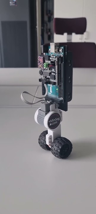 Self Balancing Robot #matlab #robotics - YouTube