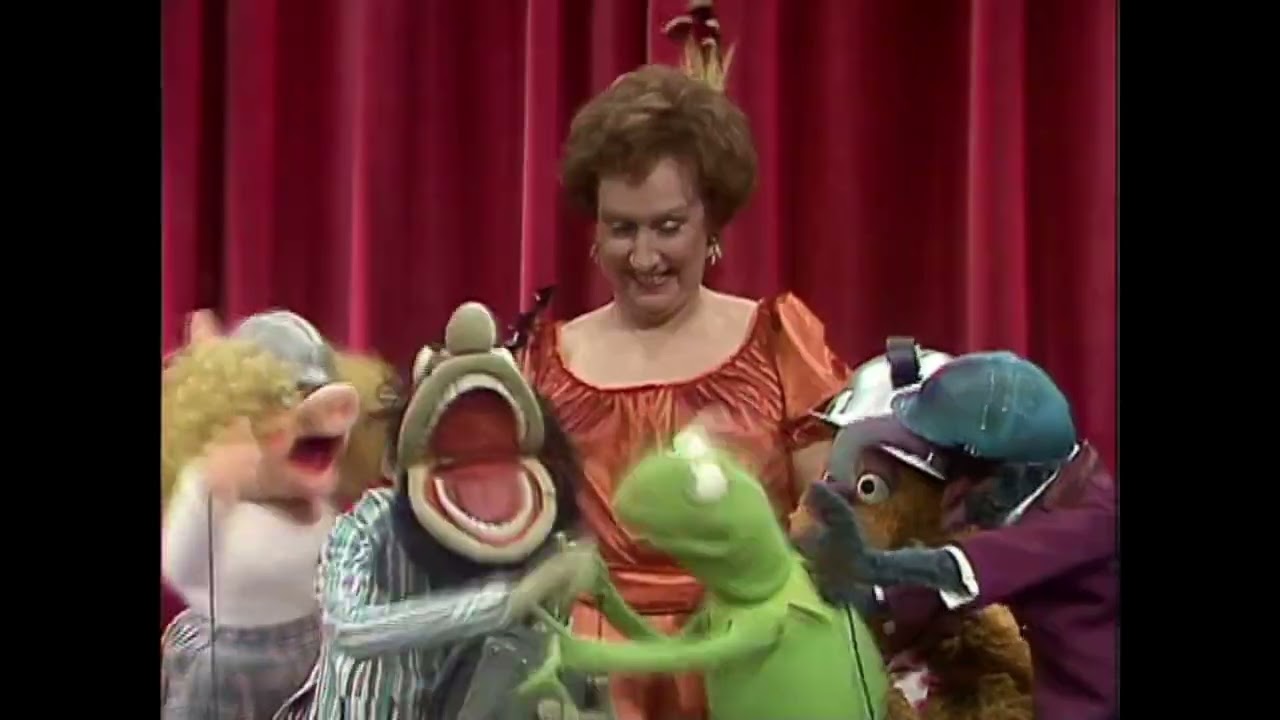 Destruction on The Muppet Show - YouTube