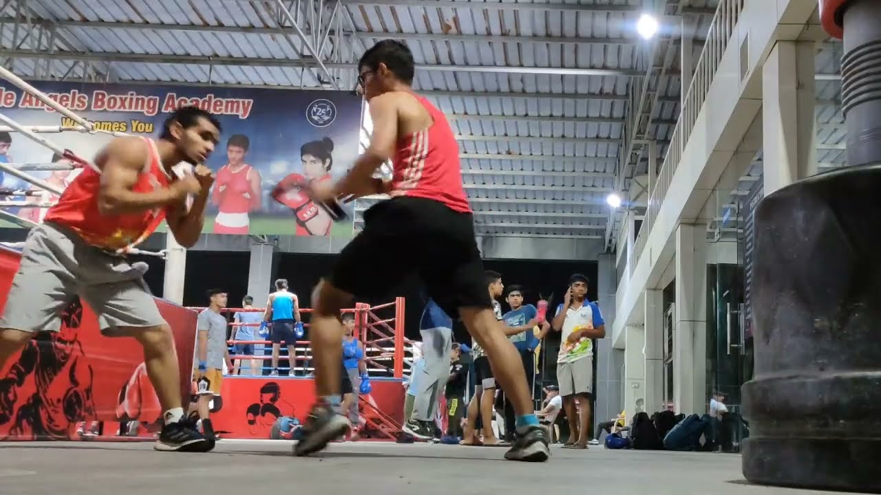 Boxing Moments Drill 🥊 - YouTube