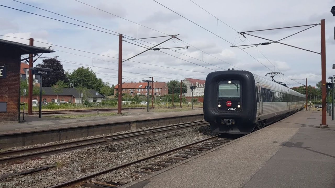 DSB litra ER IR4 på Slagelse st spor 1 RE tog ankommer til Slagelse ...