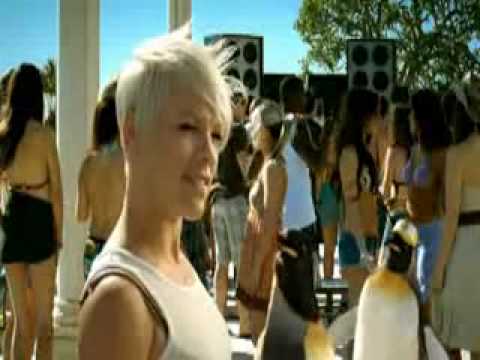 NEW OPTUS COMMERCIAL WITH P!NK - YouTube