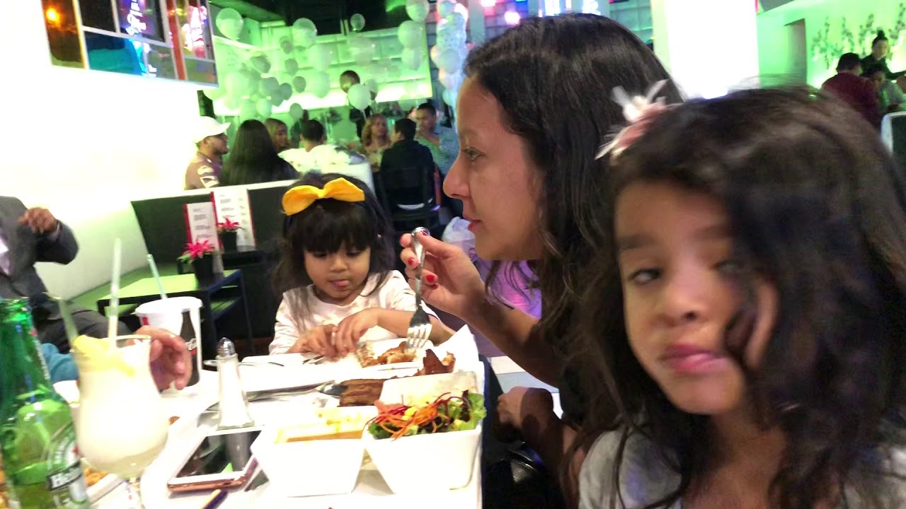 - Family Vlogs With Kids - YouTube