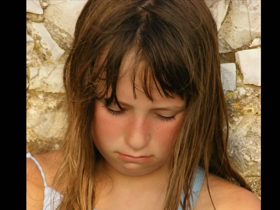 Laura Bono - Non credo nei miracoli (olivia) - YouTube