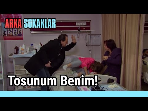 Hüsnü, Nazike'yi Eğlendirmeye Çalışıyor! - Arka Sokaklar (Komik Sahneler)