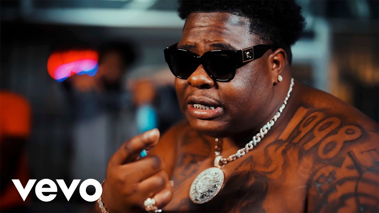 BigXthaPlug - My Enemies (feat. BIG30) [Music Video] - YouTube