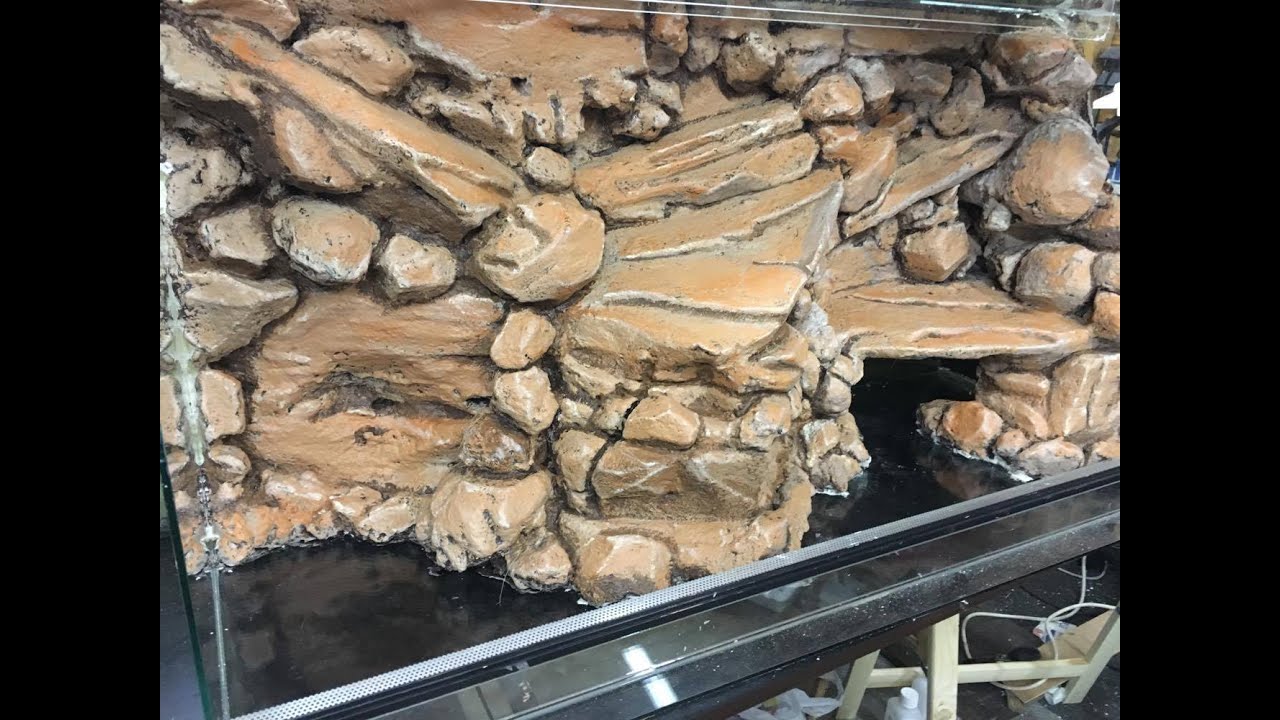 Australian Outback enclosure for bearded dragon - YouTube