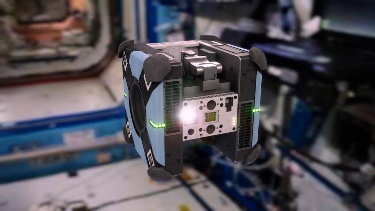 What's Needed in Space Robots? Offworld episode 8: WALL-E - YouTube