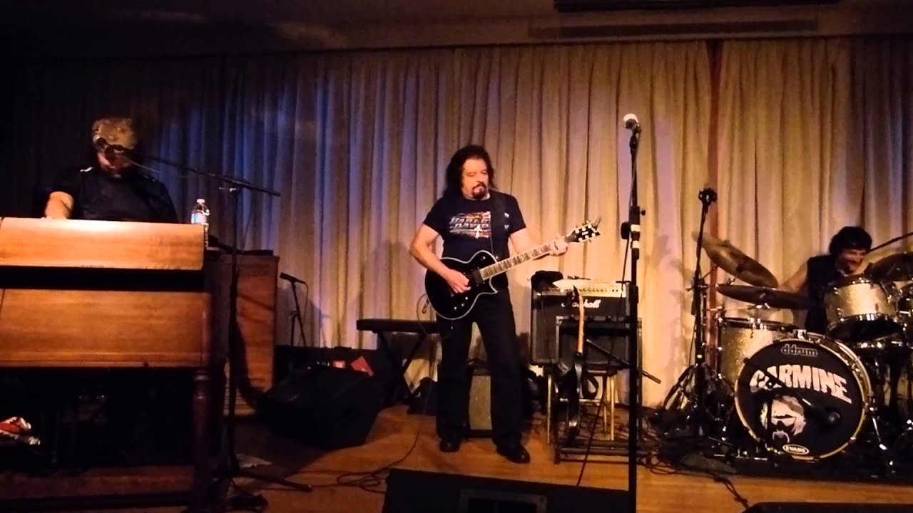 vanilla fudge LIVE at the Bull Run - dazed and confused - YouTube