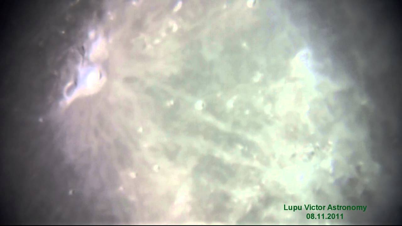 Crater Aristarchus trough telescope November 8, 2011. - YouTube