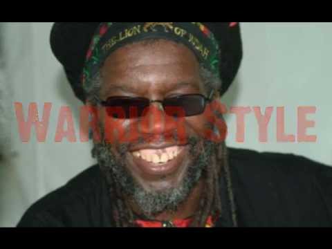 Macka B - Warrior Style (Adrians Wall Dubplate) - YouTube
