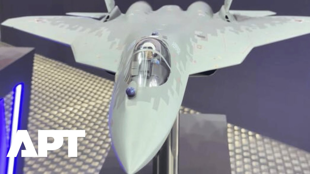 “It Can Fight Alone”: Russia Showcases AI-Powered Su-57 Fighter Jet at ...