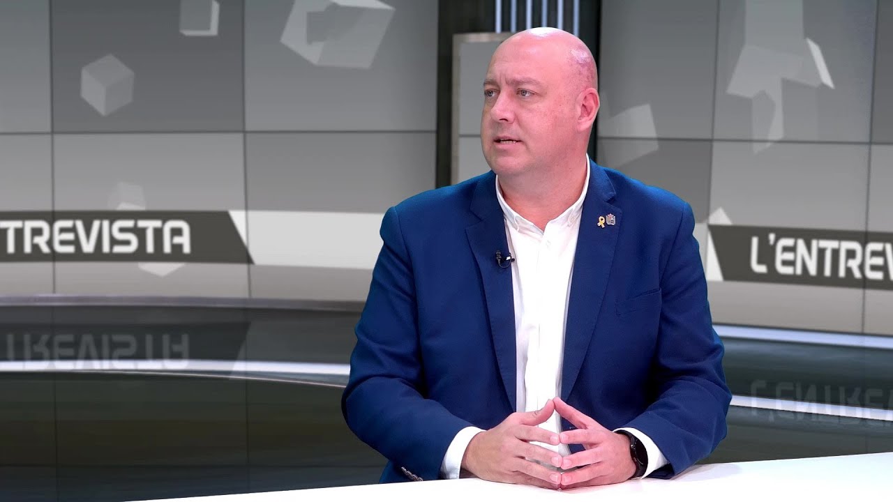 L'Entrevista a Josep Caparrós, alcalde de la Ràpita - YouTube