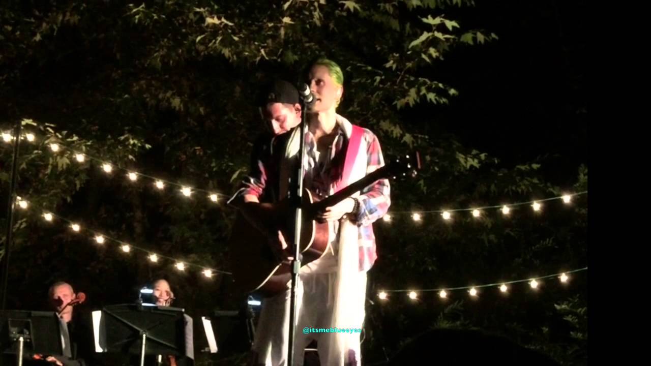 Jared Leto and his guitar tech - Church of Mars 8.22.15 - YouTube