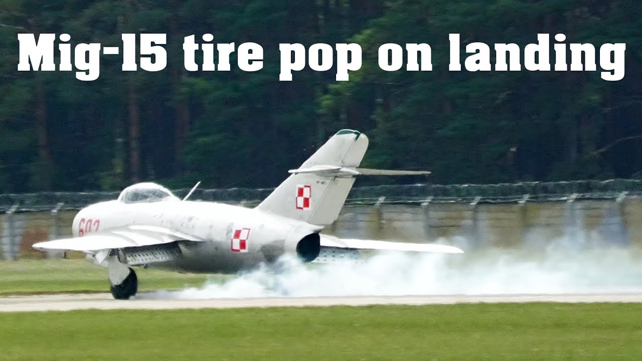Mig-15 tire pop on landing | SIAF 2022 | 4K - YouTube