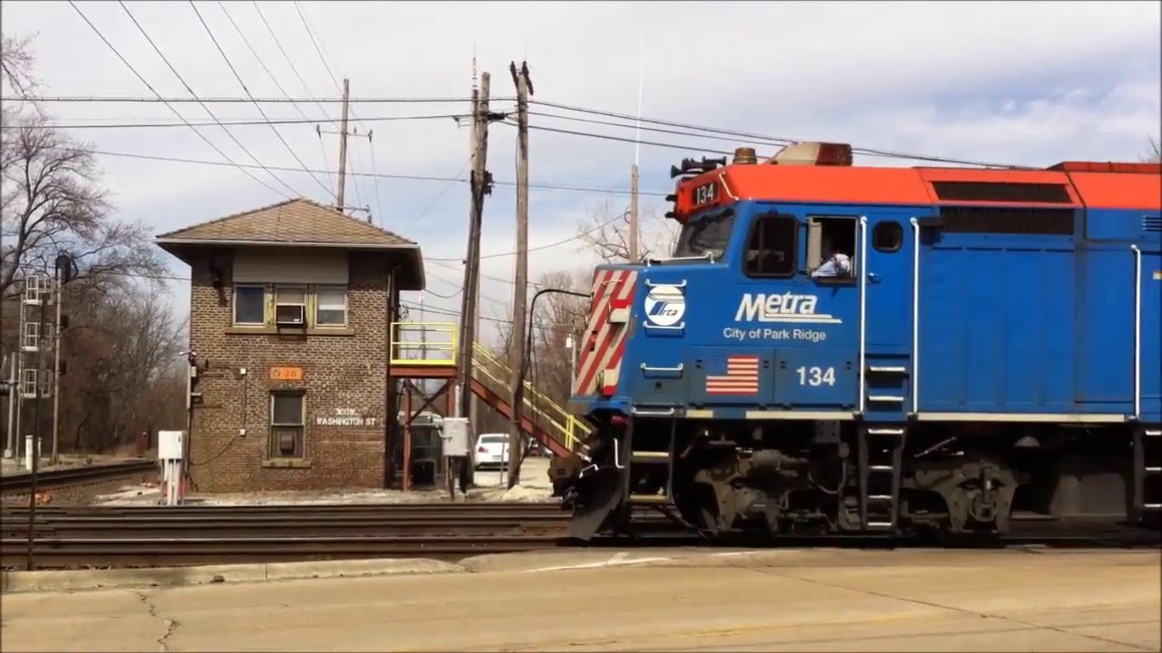 Old Metra Cars at West Chicago - YouTube