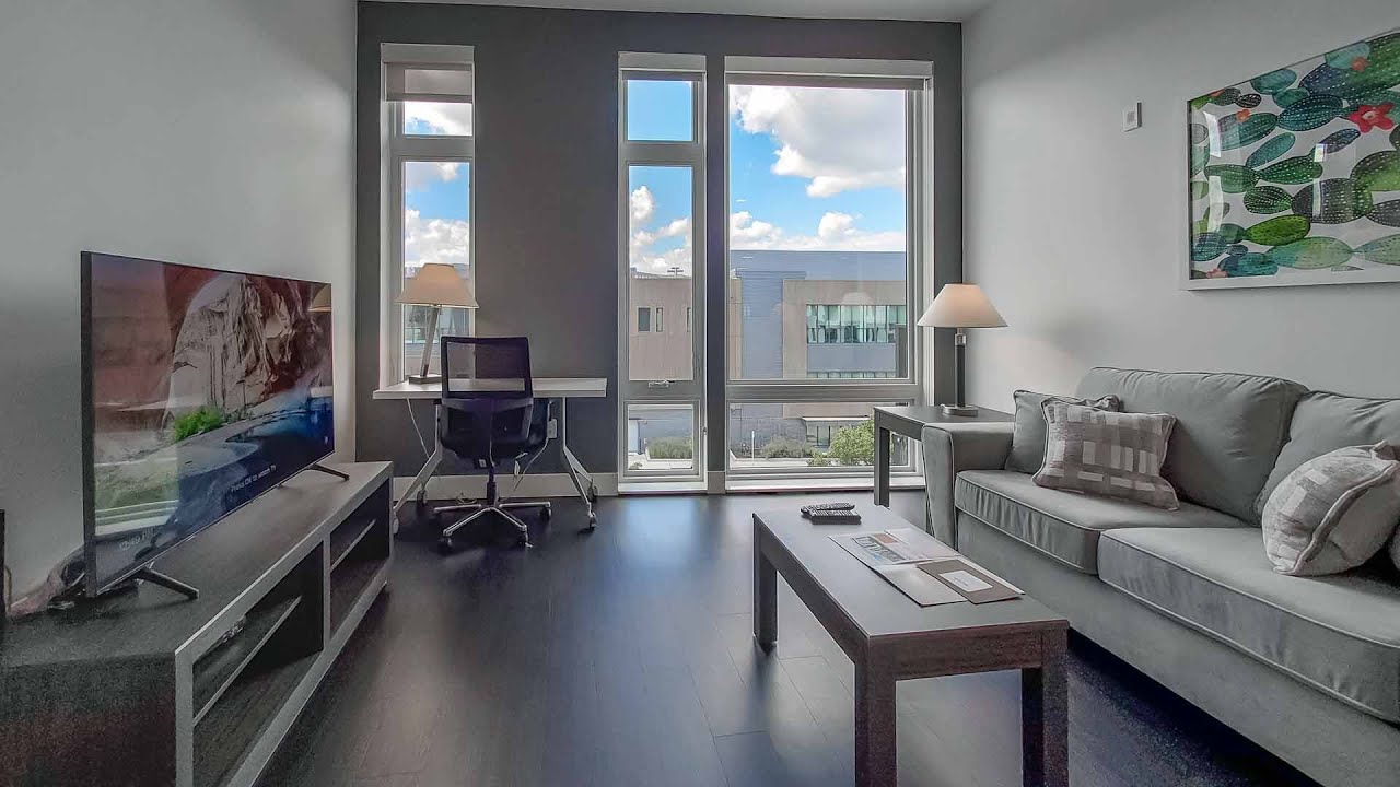 A short-term furnished 1-bedroom #311 at Milwaukee's 550 Ultra Lofts ...