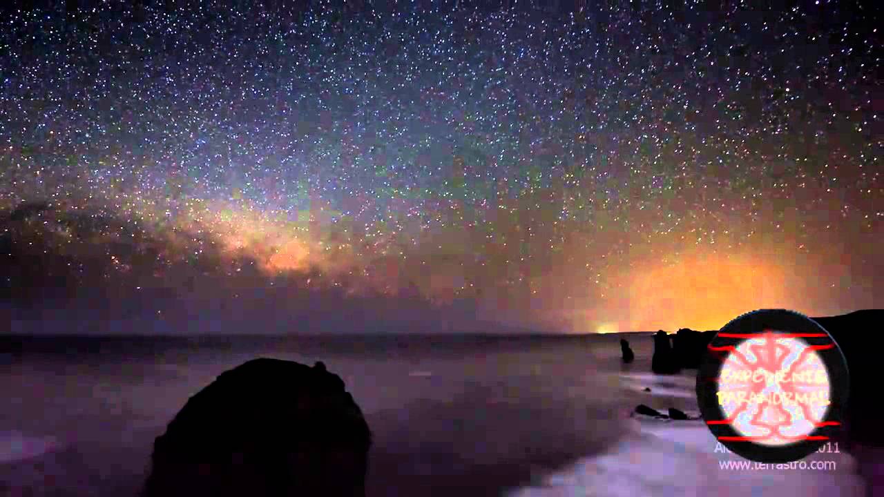 Bóveda celeste desde la costa sur de Australia - YouTube