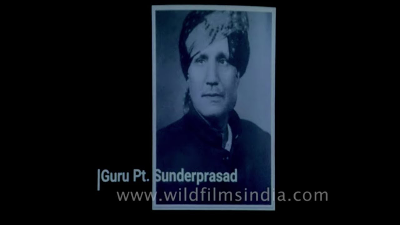 Tribute to Guru Pt.Sunder Prasad at Vaasuki Natyashala Kathak Mahotsav ...