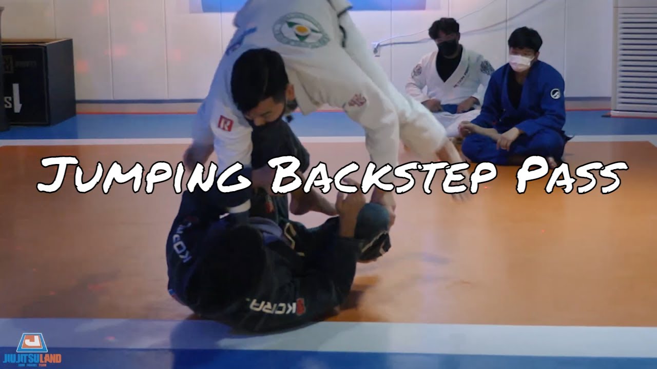 [주랜기술#207] 점핑 백스텝 패스 - Jumping Backstep Pass - YouTube
