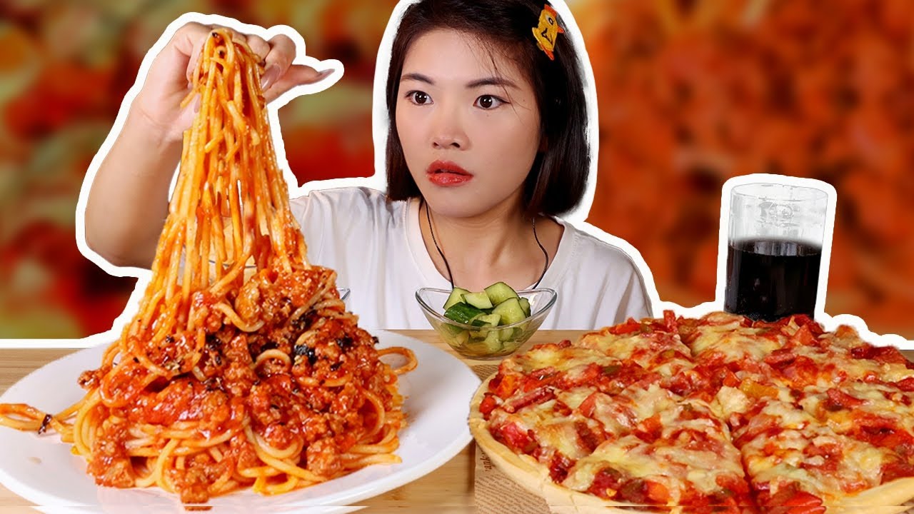 SUB)Mukbang/Spaghetti with meat sauce and beef pizza/eating with Eva ...