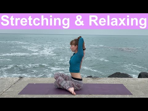 Slow relaxing yoga practice (in Russian)