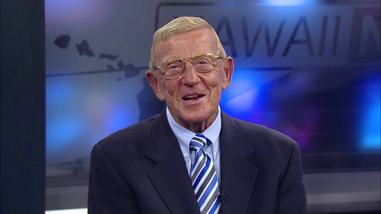 Lou Holtz - sat down with Steve Uyehara - YouTube