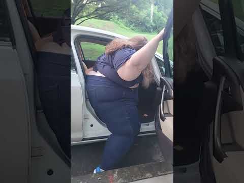 Ssbbw Ginger Bunny Vs Too Small Car